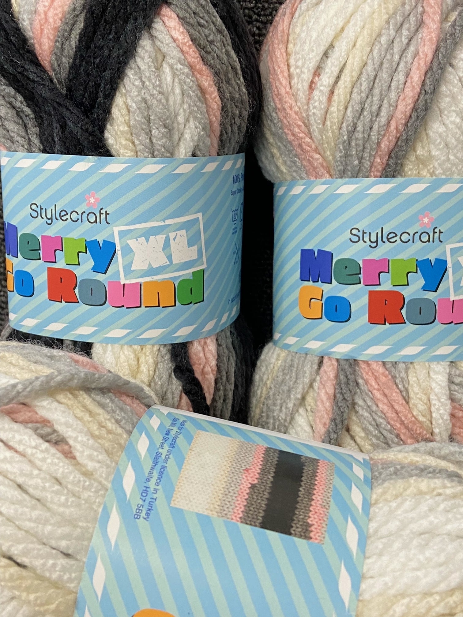 Stylecraft Merry Go Round XL Super Chunky Self Stripe Wool/Yarn 100g V ...